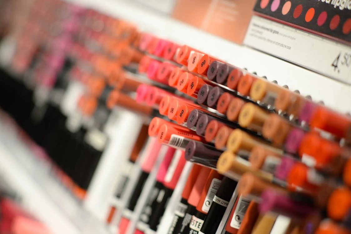 How to Set Up a Cosmetic Shop in 2025 [+Detailed Tutorial]
